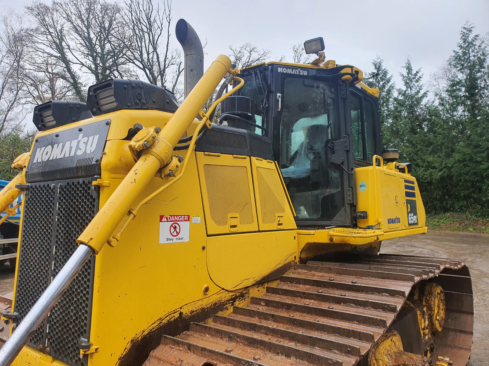 KOMATSU D65PX-18 70572 - Red Bull Equipment