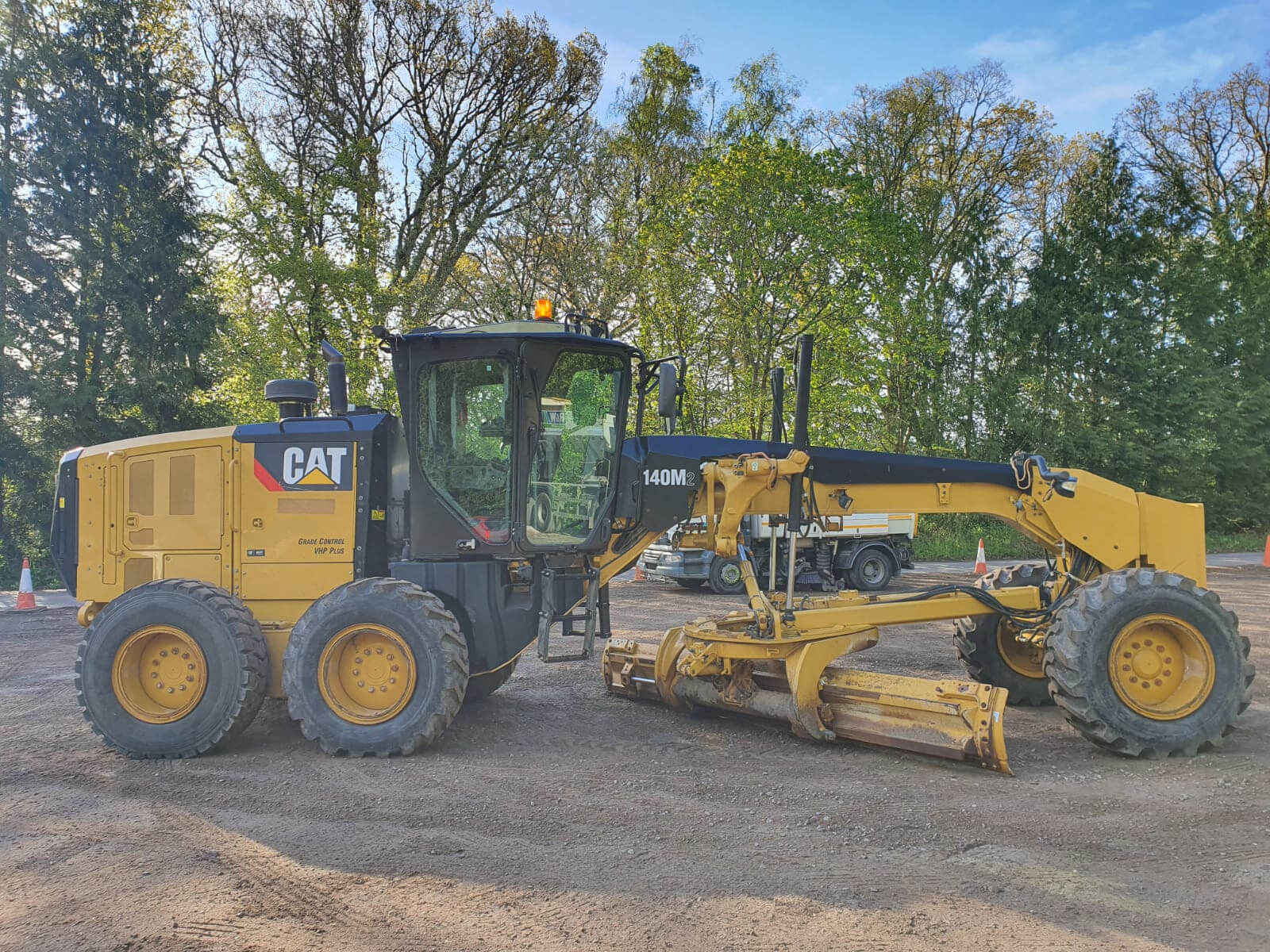 CAT 140M2 VHP PLUS 70612 - Red Bull Equipment