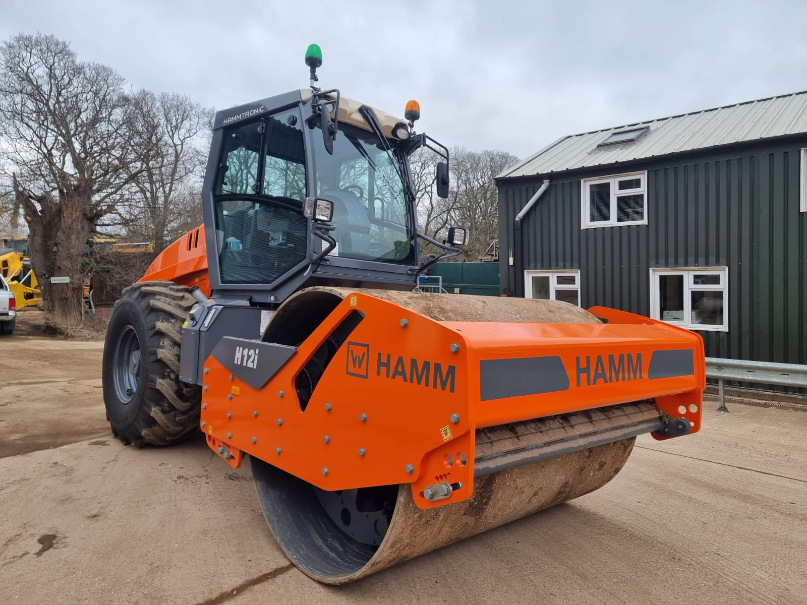 HAMM H12i 70745 - Red Bull Equipment