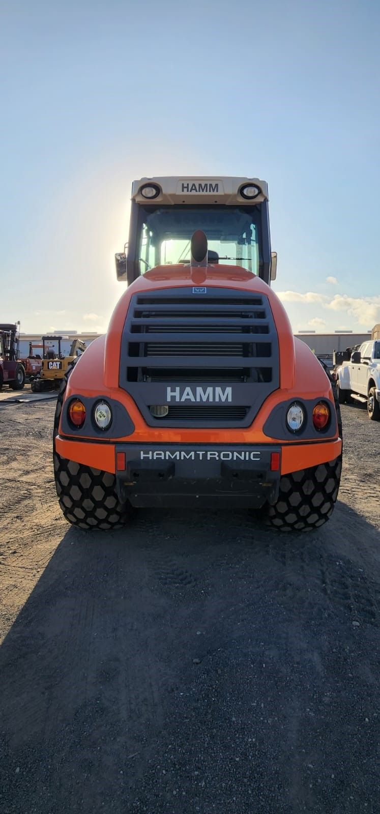 HAMM H11i 70708 - Red Bull Equipment