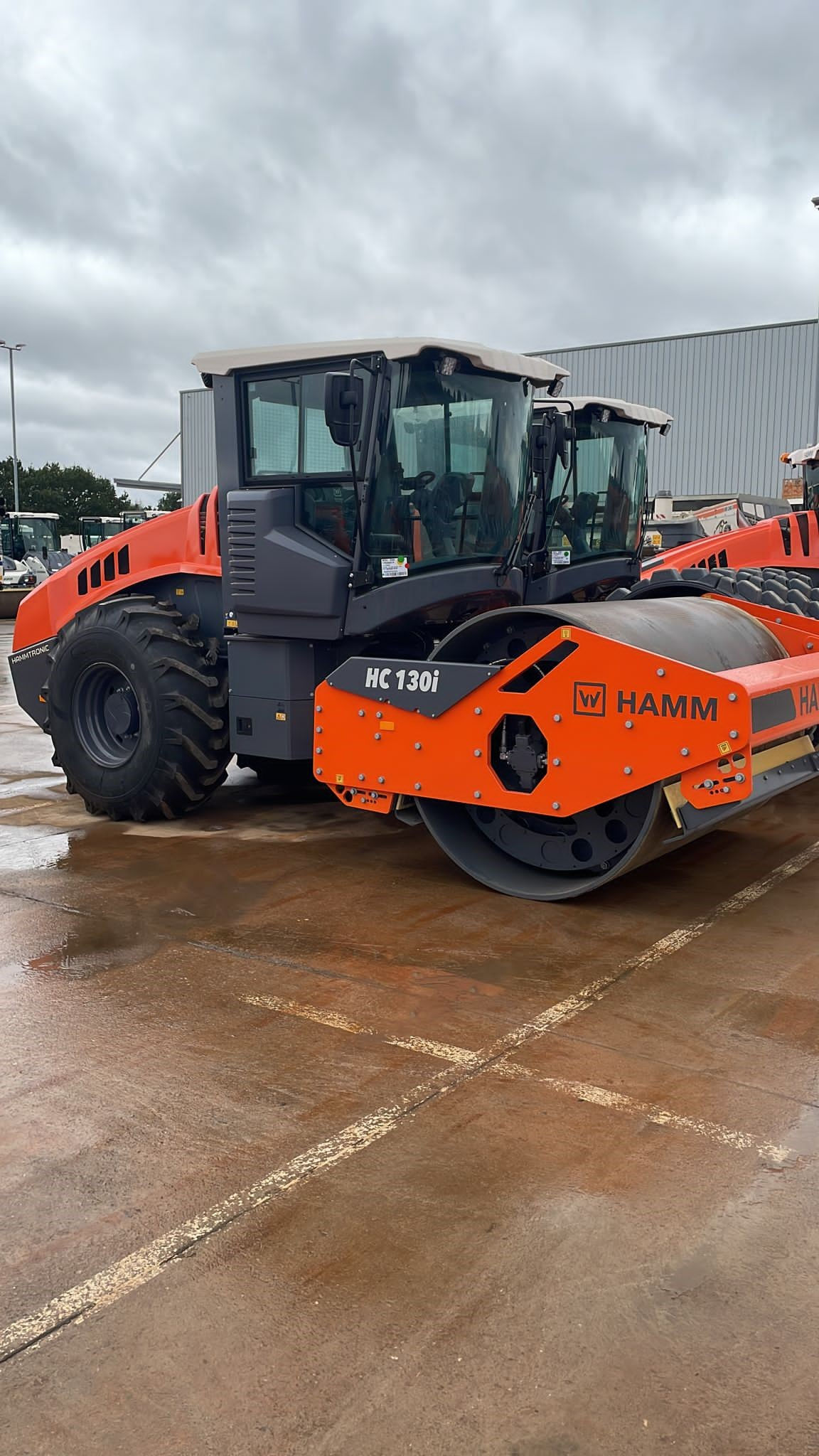 HAMM HC130I - Red Bull Equipment