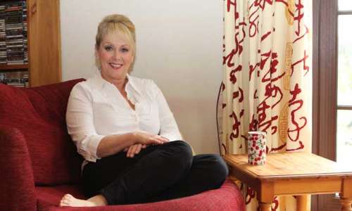Celebrity Interview Cheryl Baker Glass Of Bubbly