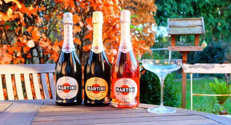Martini range of sparkling wines: Asti, Rosé and Prosecco DOC | Glass ...