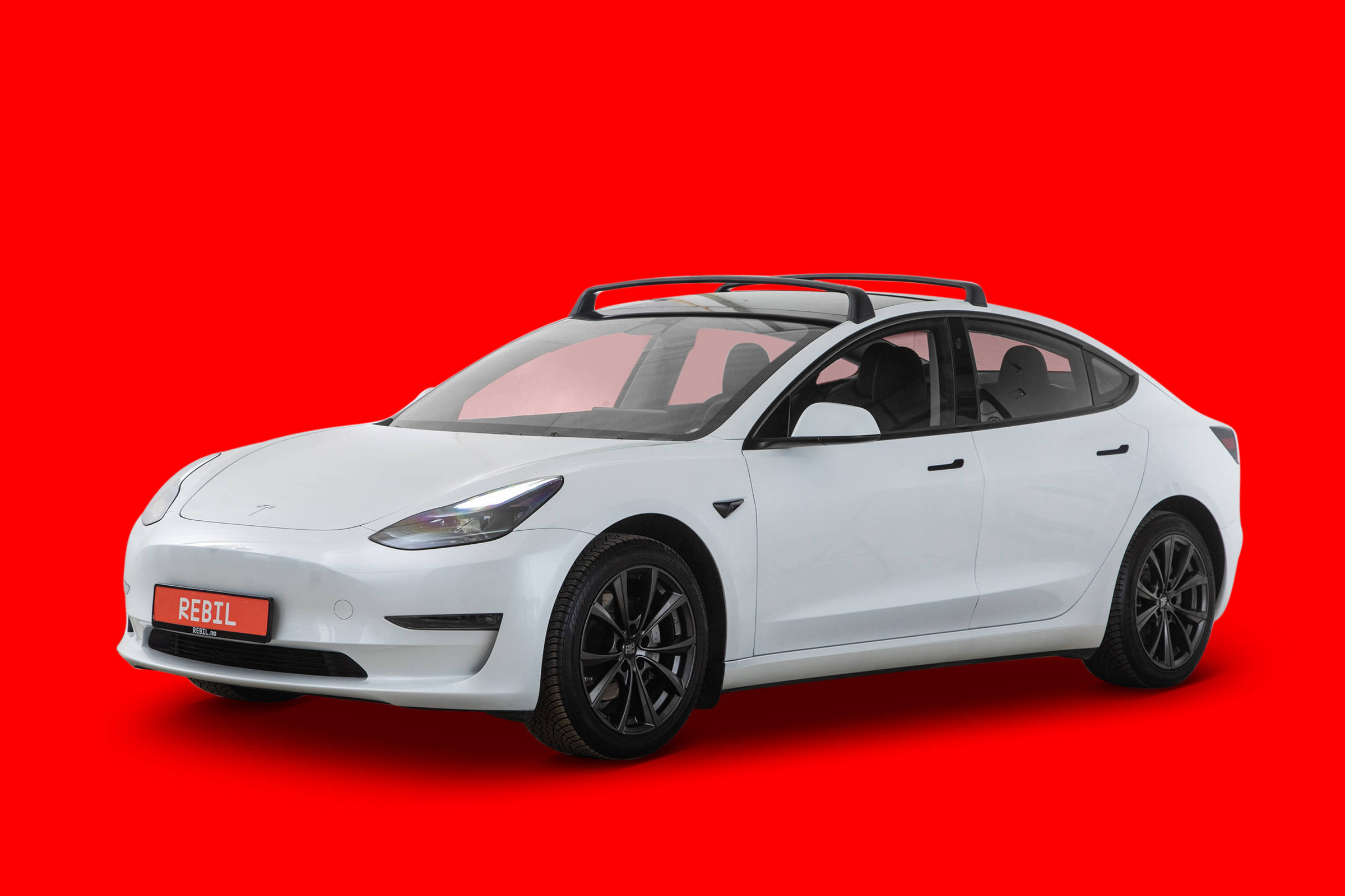 Rebil - Tesla Model 3 | 2023 | EF92750