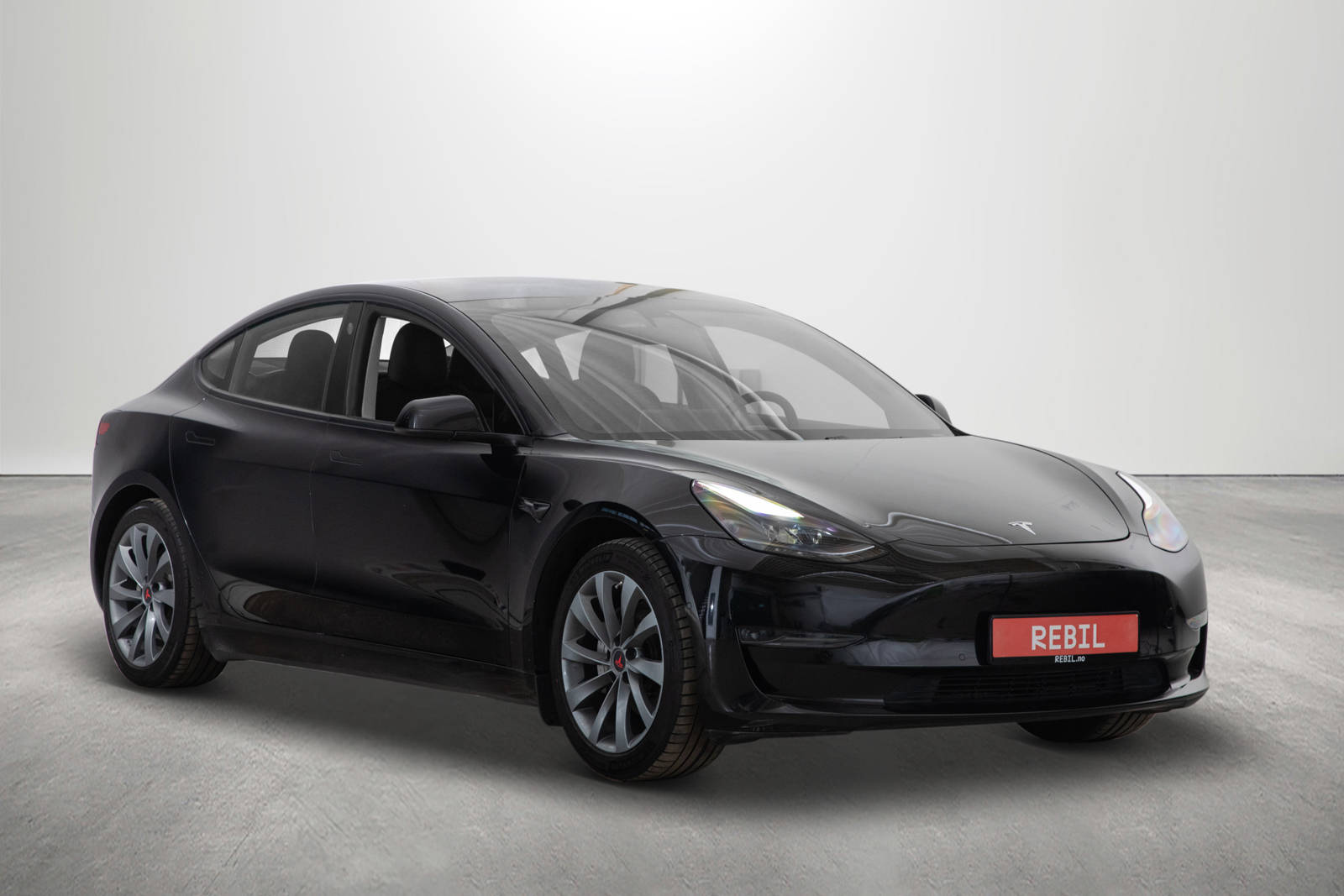 Rebil - Tesla Model 3 | 2021 | EC74014