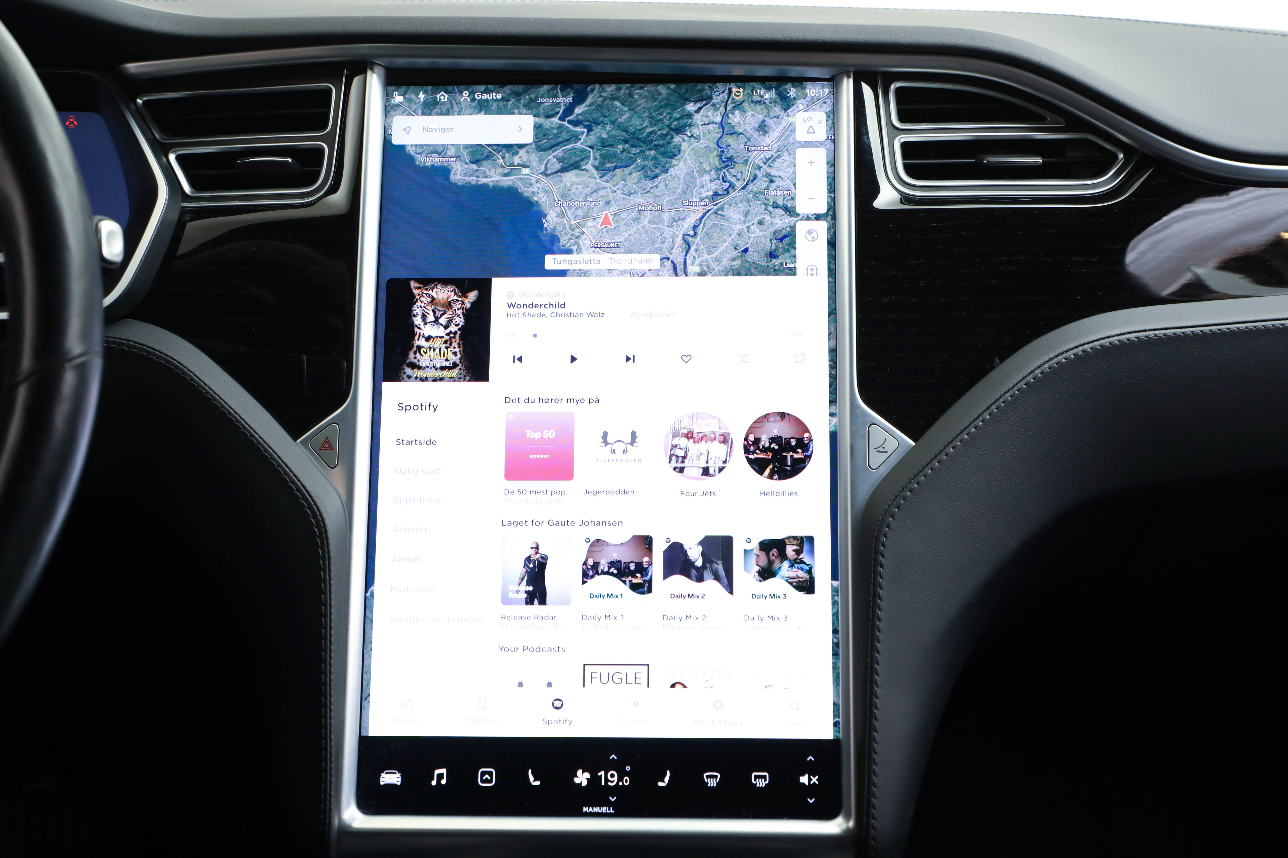 Rebil - Tesla Model S | 2017 | EK58472