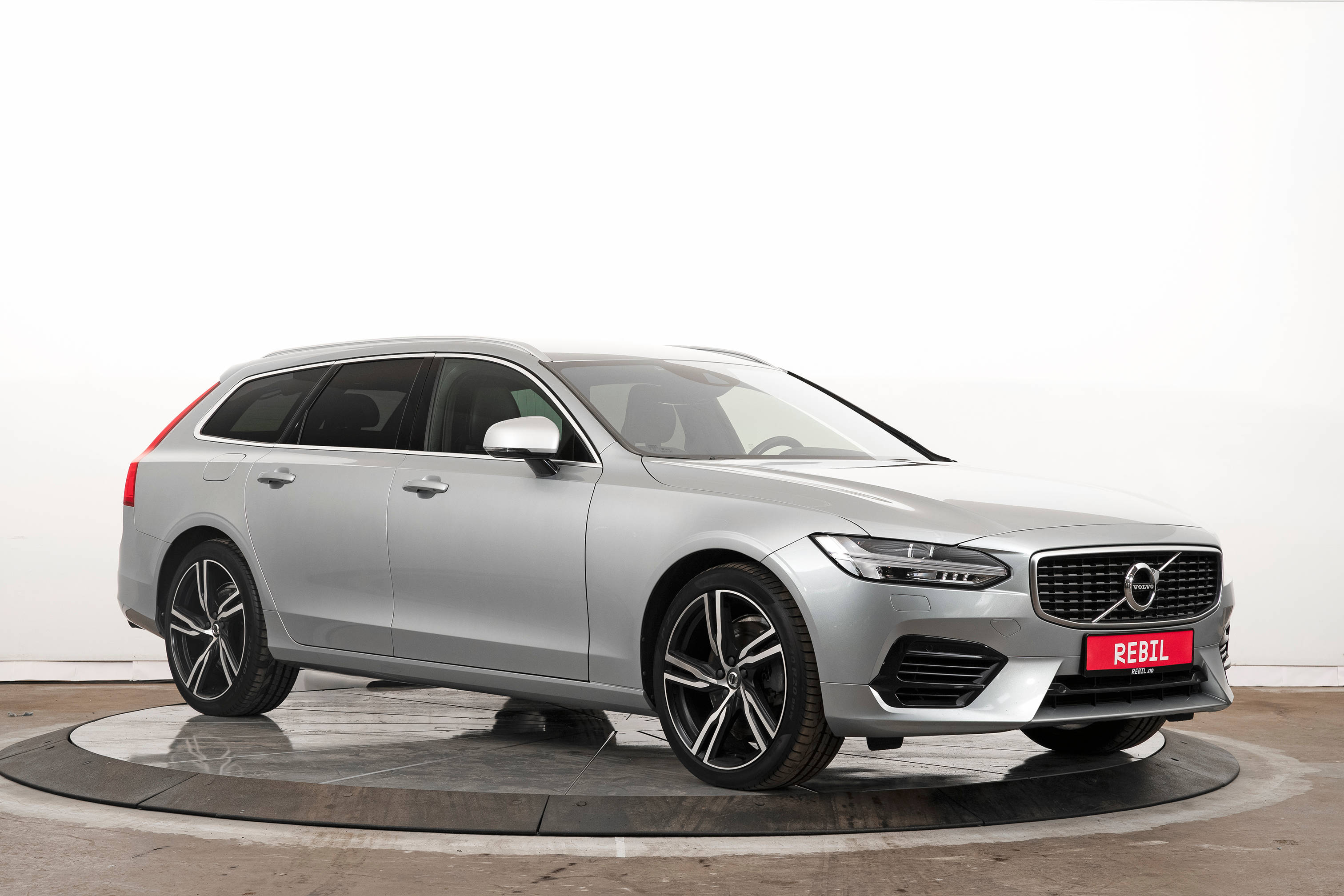 Rebil - Volvo V90 | 2018 | DR36478