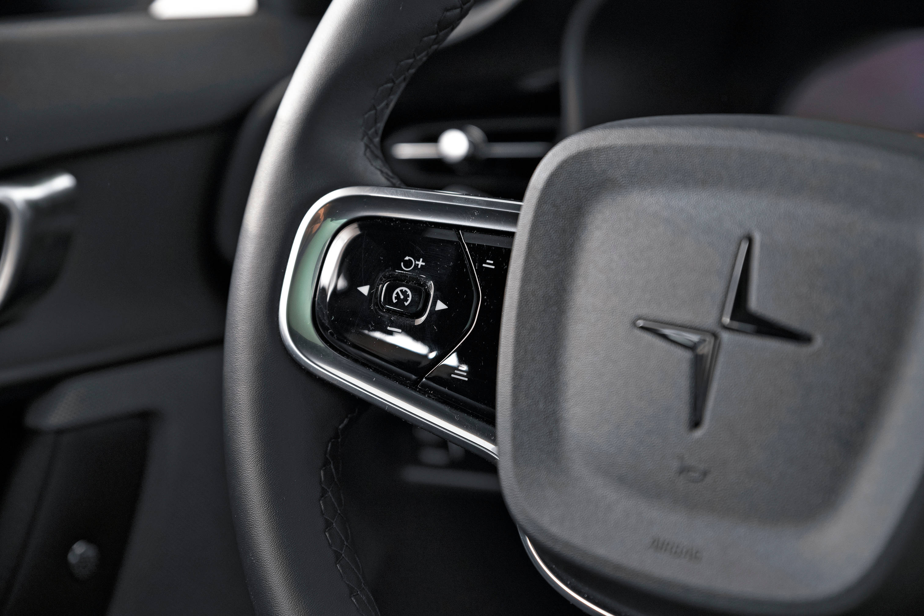 Rebil - Polestar 2 | 2022 | ED27163