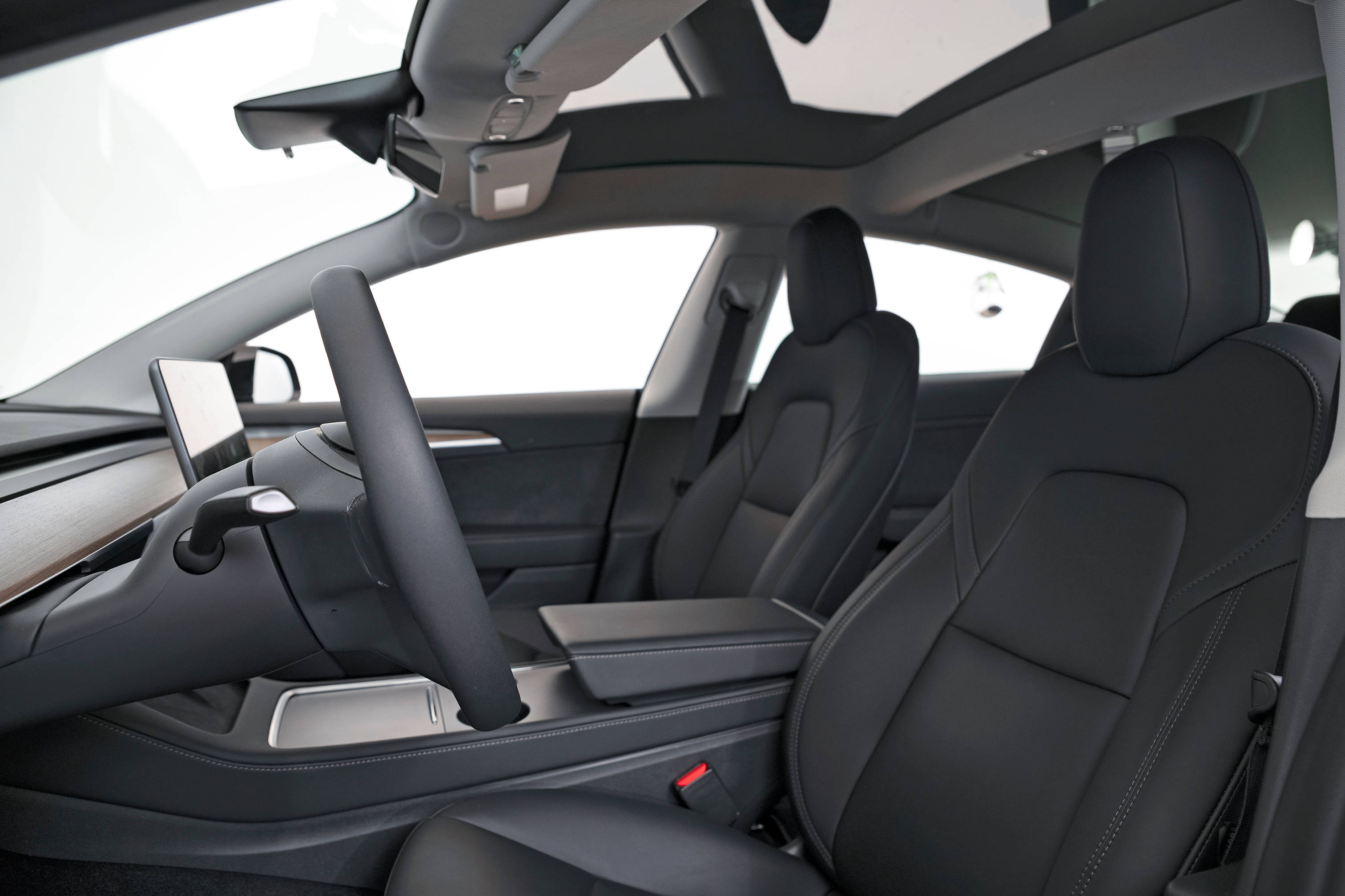 Rebil - Tesla Model 3 | 2021 | ED39009