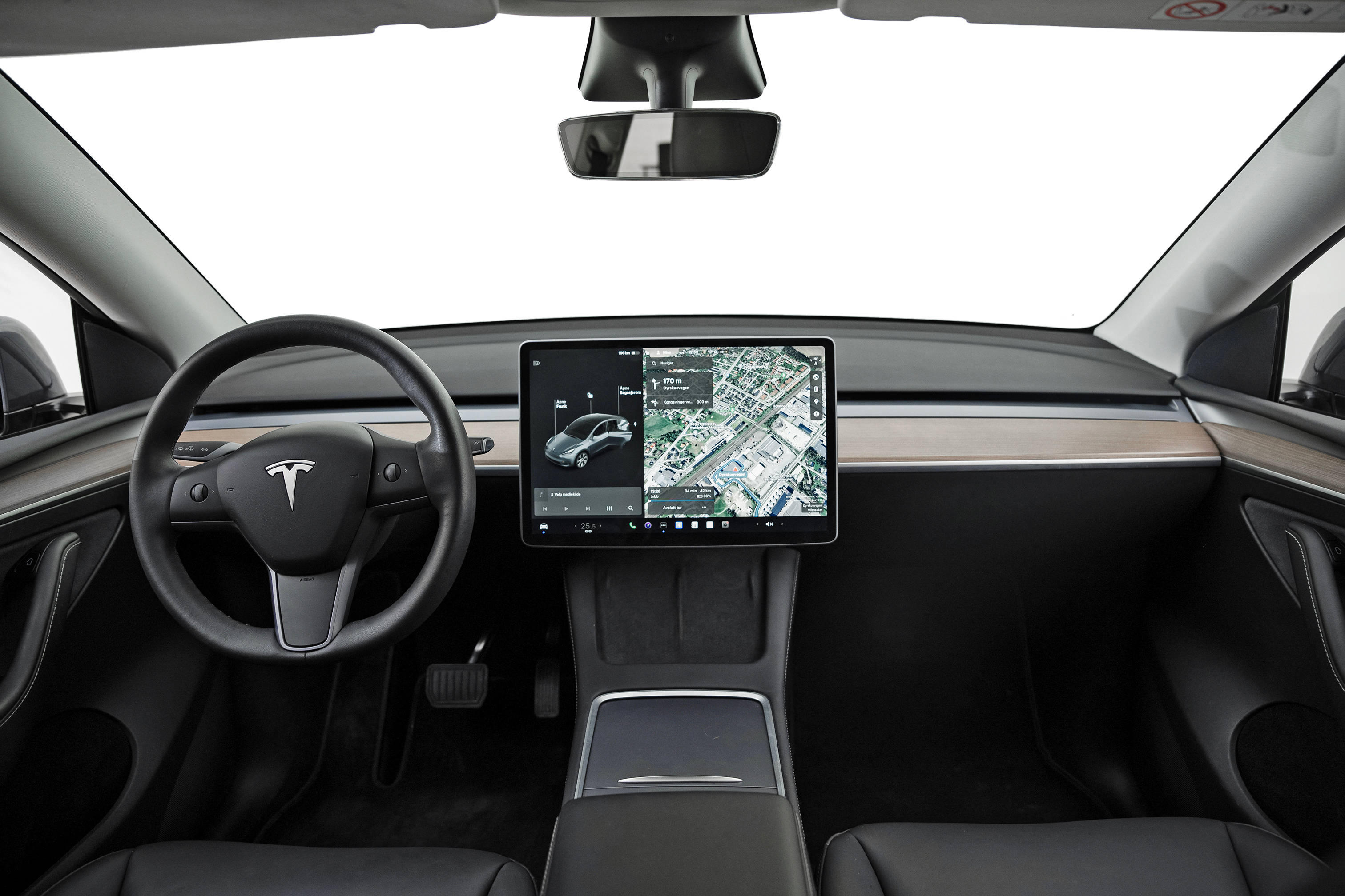 Rebil - Tesla Model Y | 2021 | ED41573