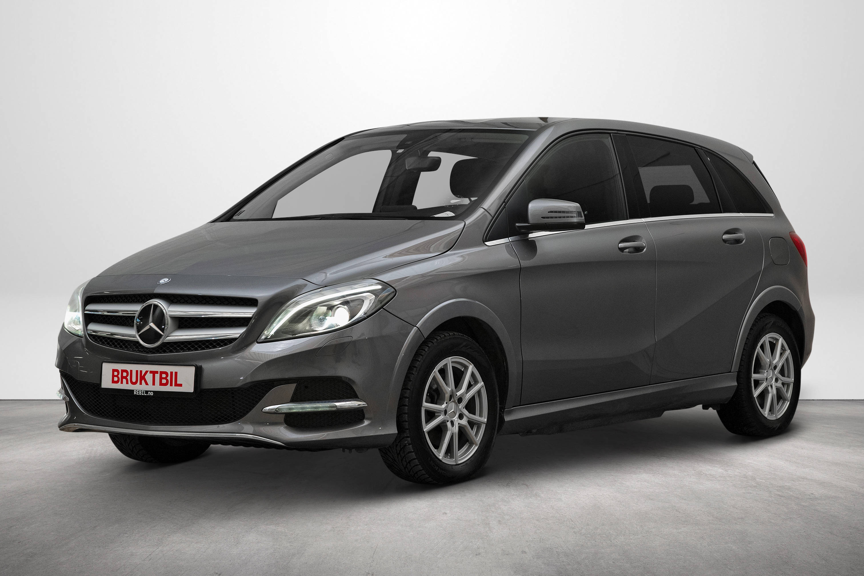 Rebil - Mercedes-Benz B250e | 2017 | EK33559