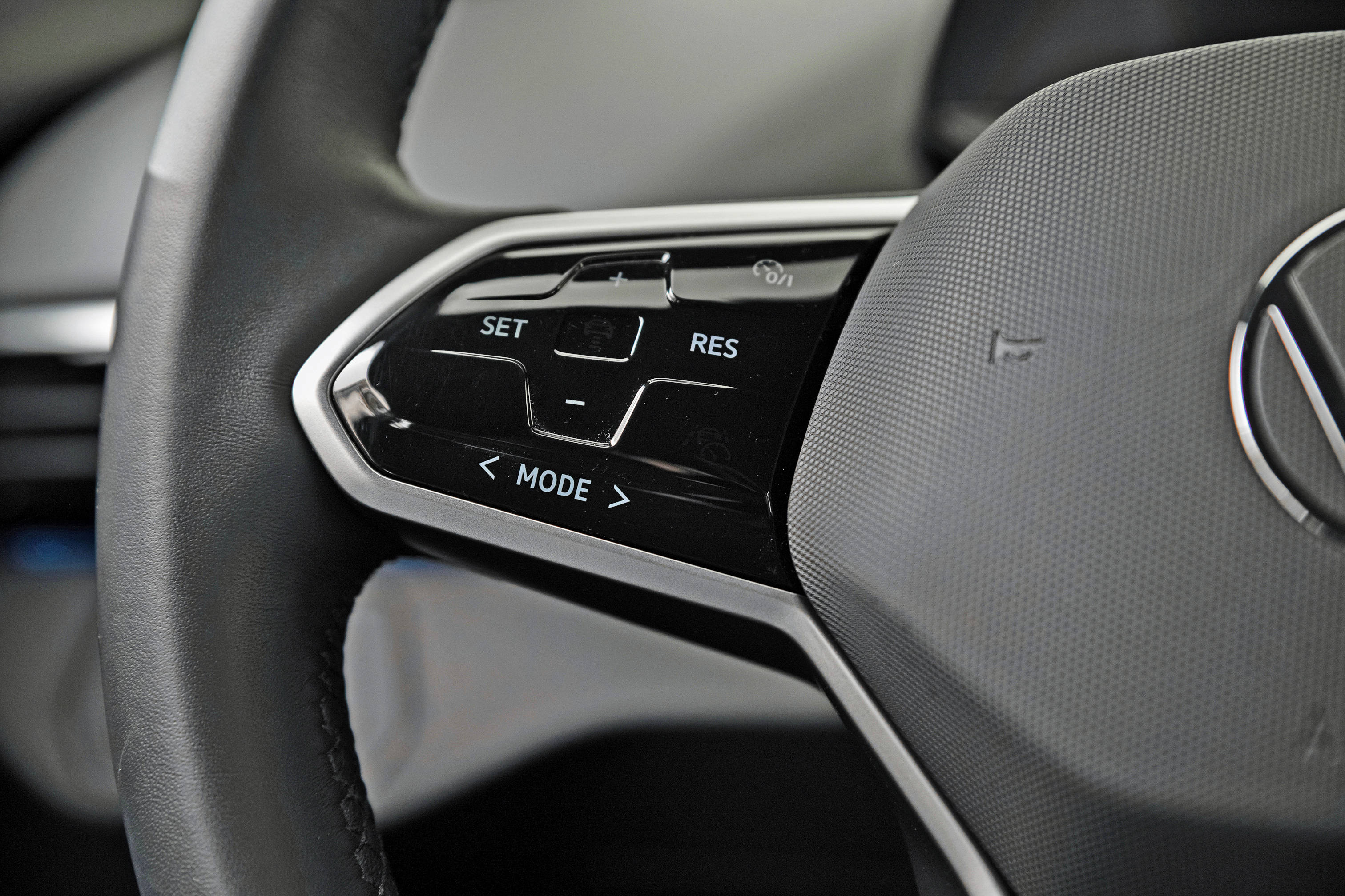 Rebil - Volkswagen ID.4 Pro | 2022 | EE97933