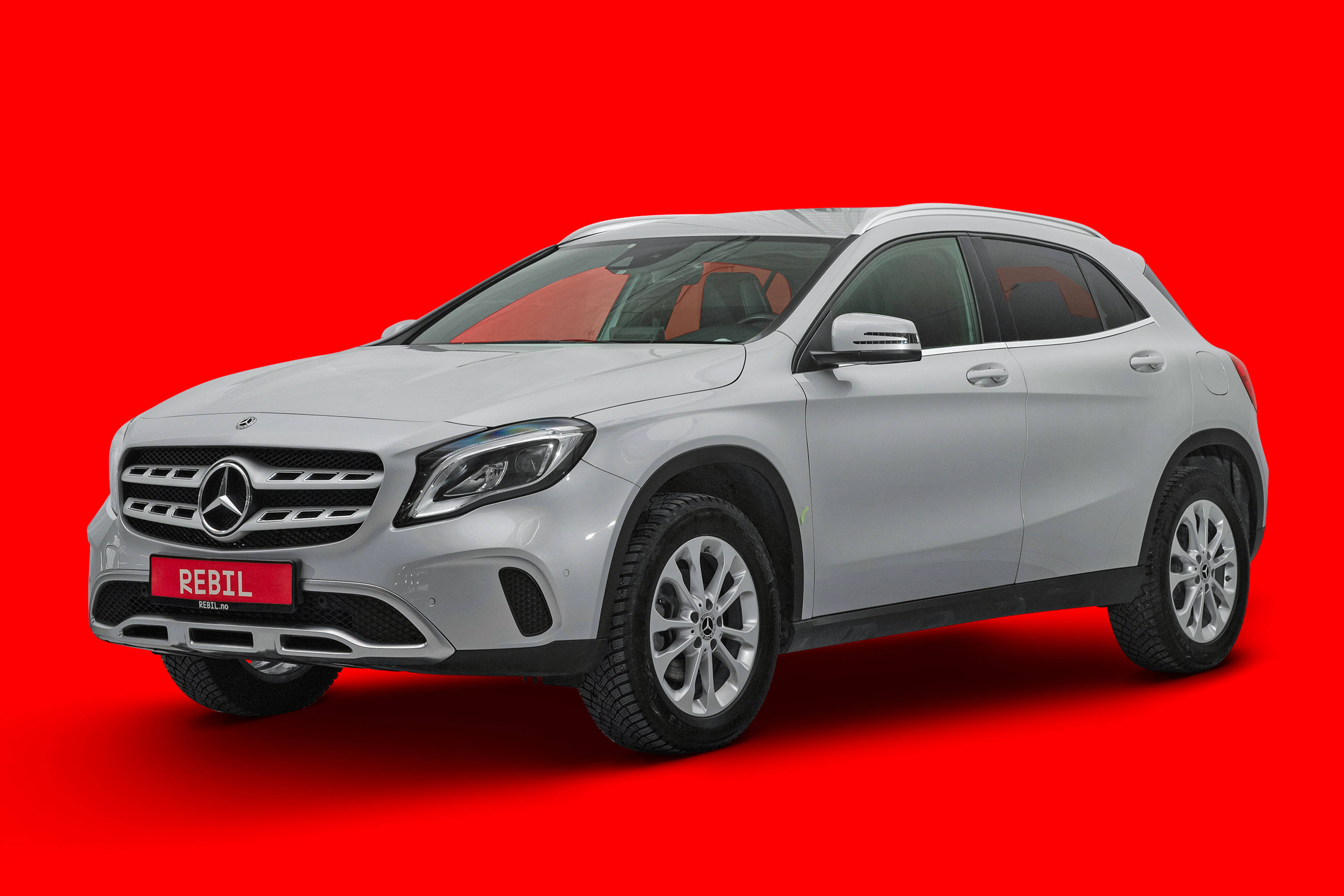 Rebil - Mercedes-Benz GLA 180 | 2018 | FT61187