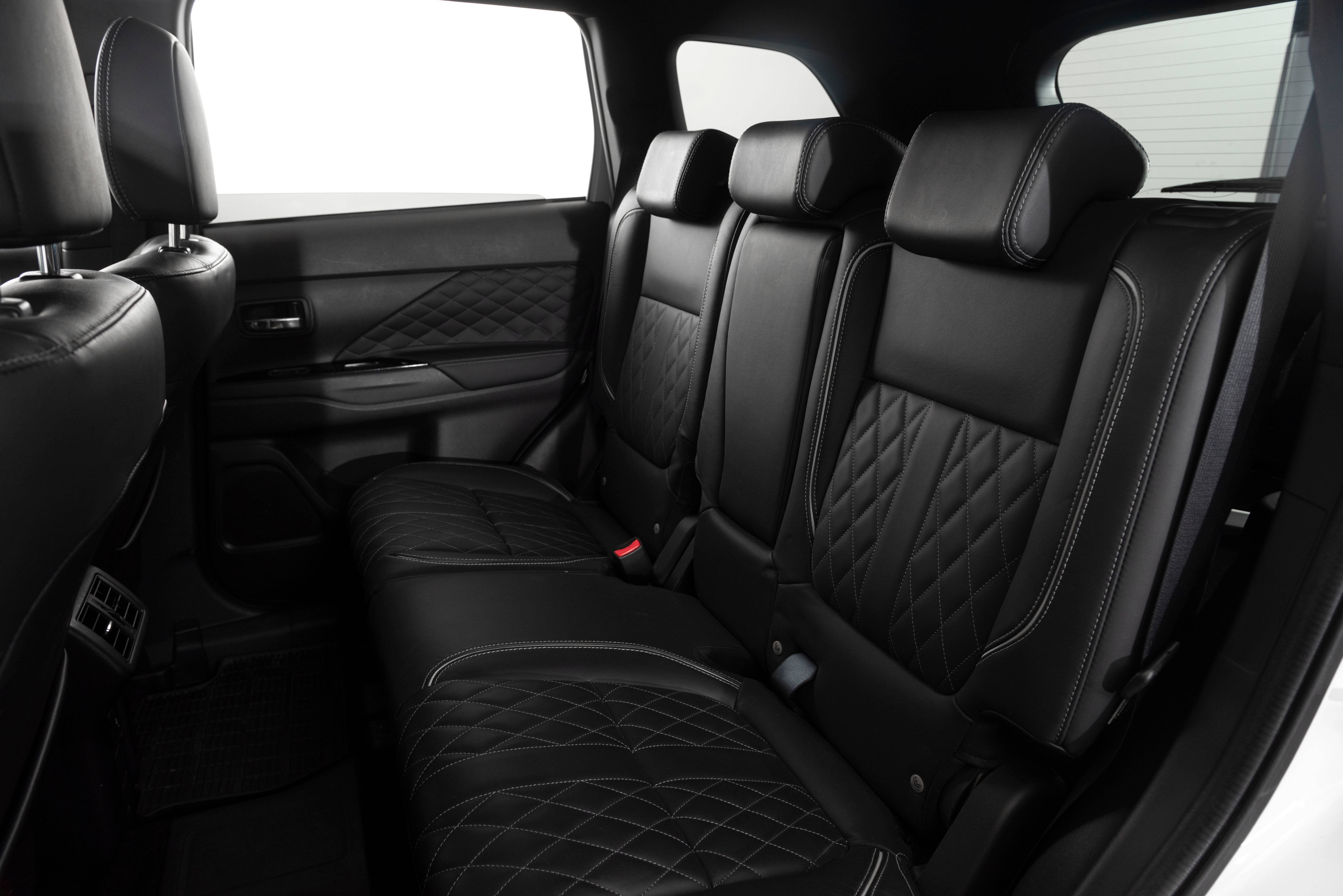 Rebil - Mitsubishi Outlander | 2019 | KT97779