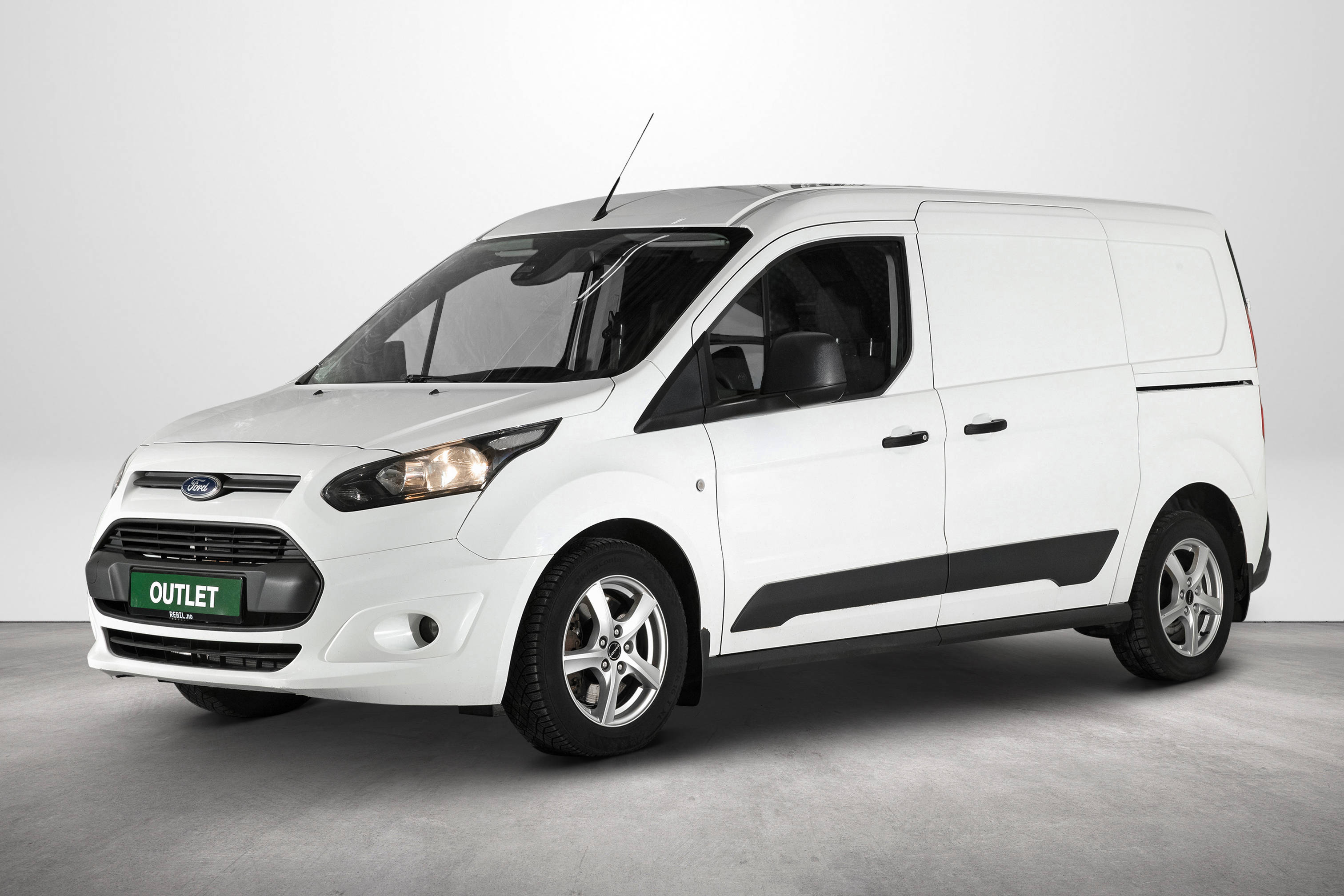 Rebil - Ford Transit Connect | 2016 | LJ62087