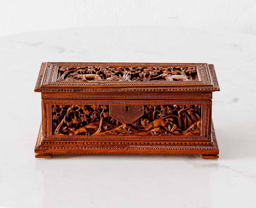 British Colonial Cedarwood Box - The Past Perfect Collection