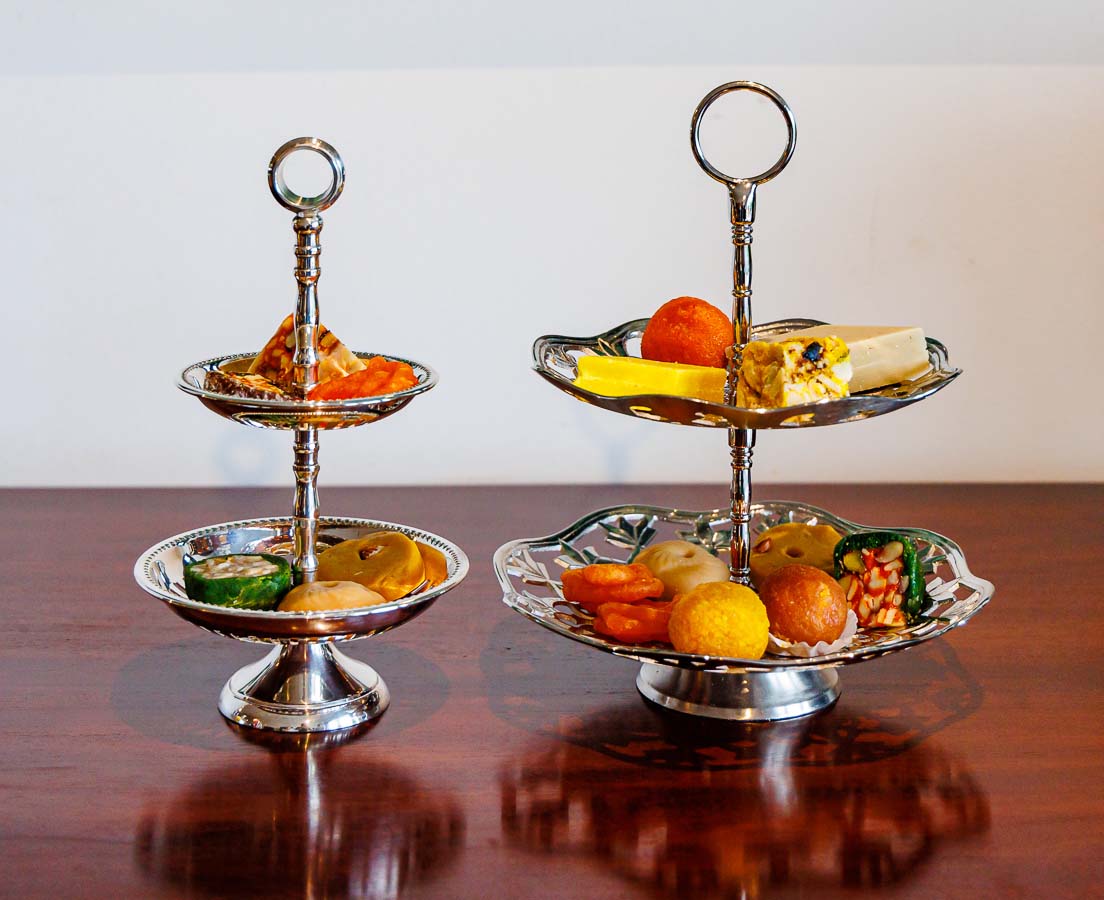 Two Tier Stand – Good Earth - The Past Perfect Collection