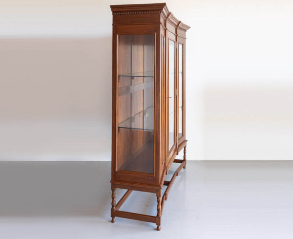 British Colonial Triangular Display Cabinet - The Past Perfect Collection