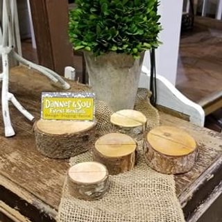 Place Card Holder - Mini Log Round - Danner and Soli Event Rental