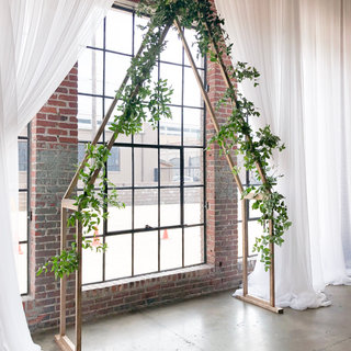 A FRAME WOODEN ARBOR - Prophouse