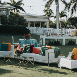 Monroe Side Table – So Staged