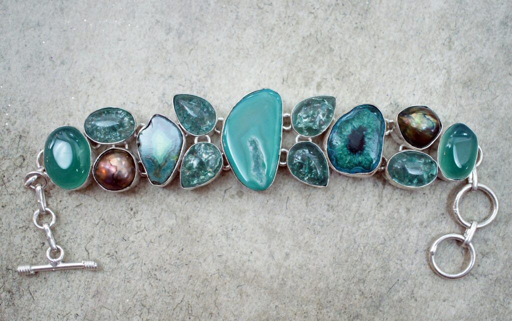Jewellery Designing Ideas for Making Amazing Statement Jewellery - Hamstech