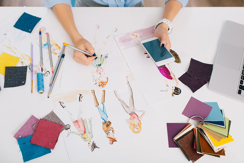 Guide on How to Become a Fashion Designer? - By Hamstech