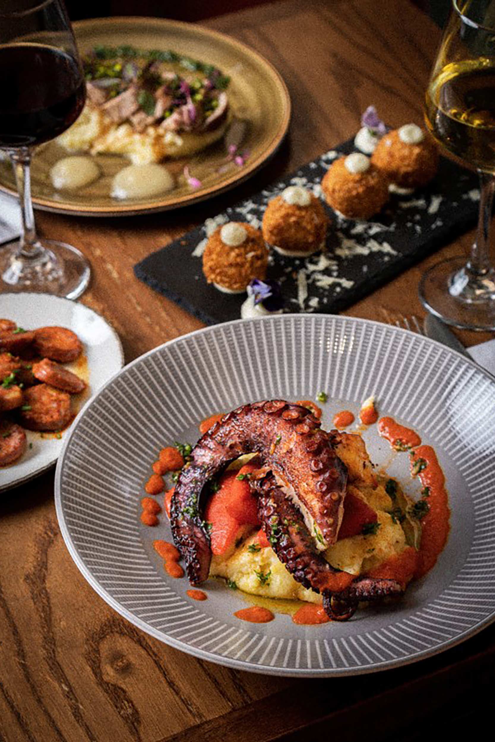 La Viña | Spanish Tapas Bar & Restaurant Food and Wine