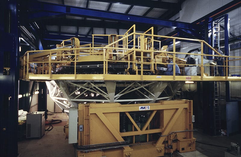 Lifting Platform and Carriage for VLT Primary Mirrors | AMOS