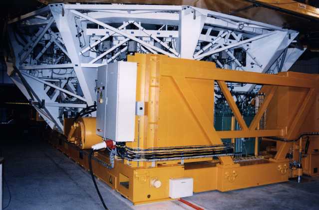 Lifting Platform and Carriage for VLT Primary Mirrors | AMOS