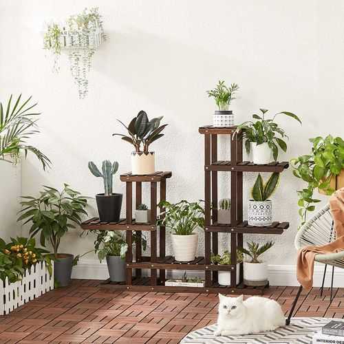 Plant Stands & Tables: Rustic Plant Stands (#4 of 15 Photos)