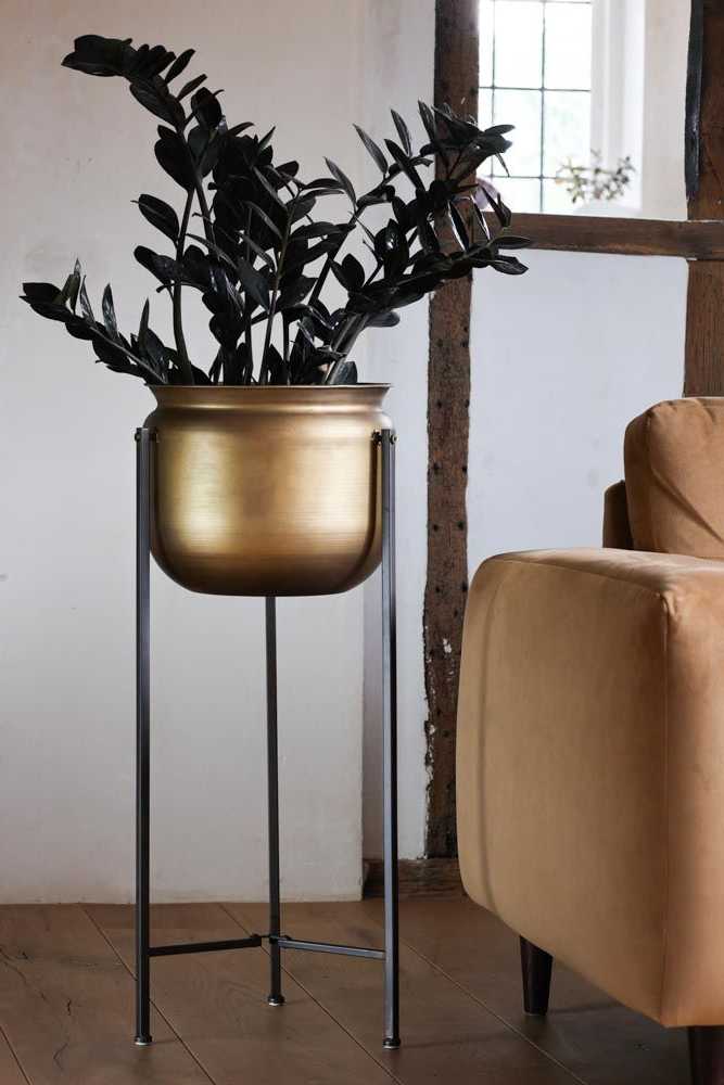 The Best Bronze Plant Stands