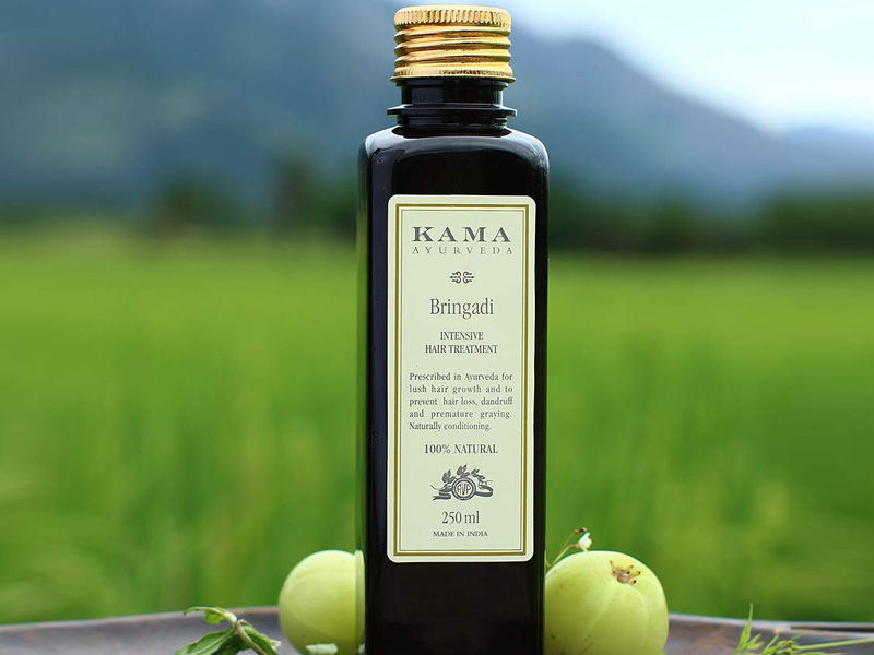 How to Get Rid of Dandruff? 8 Simple Remedies