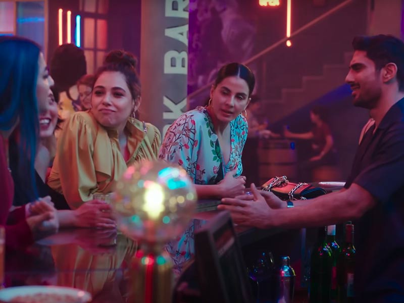 Four More Shots Please: Season 3 imperfect & solid