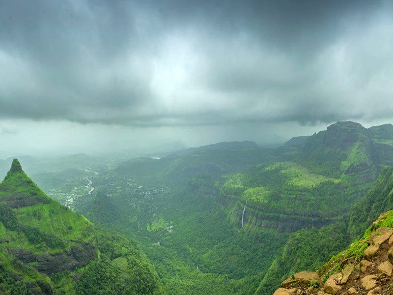10 Indian Locations For A Divine Monsoon Experience