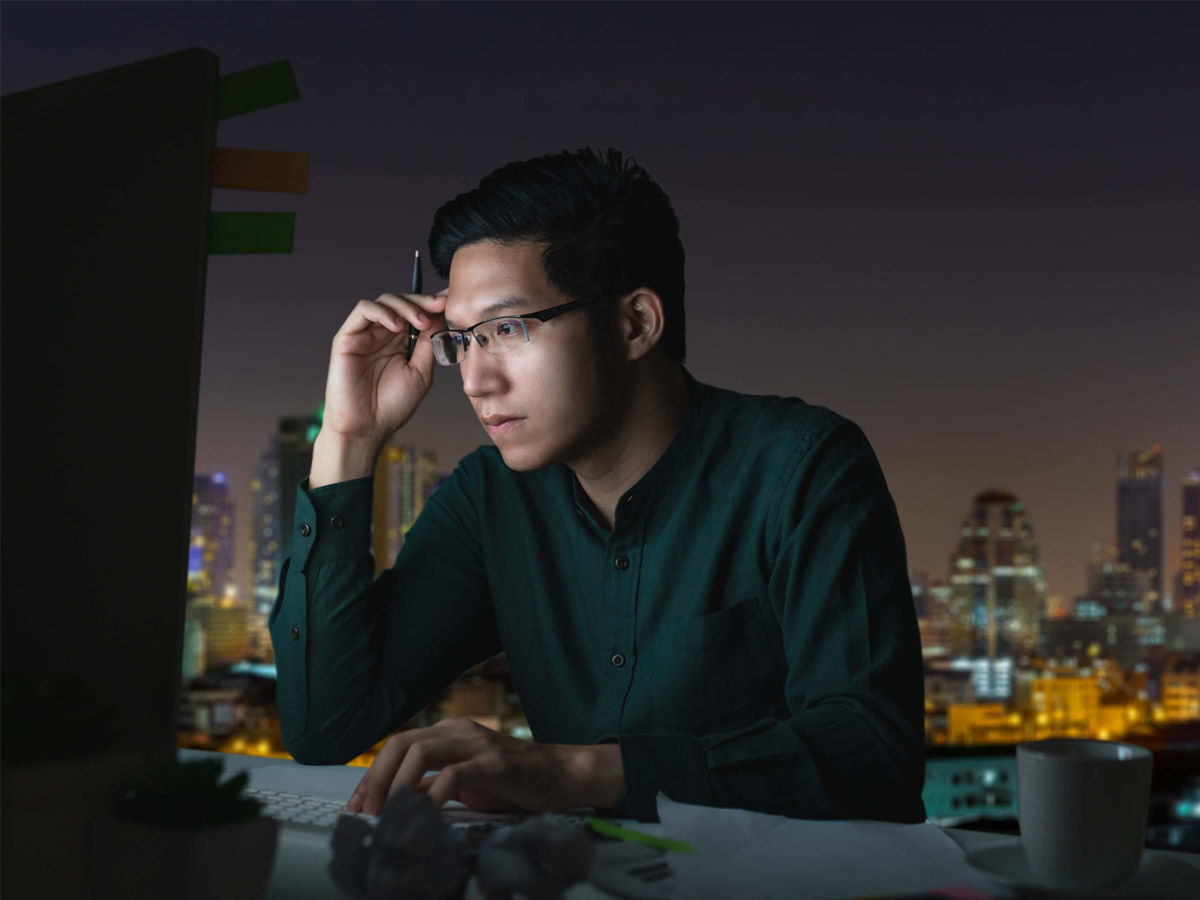 Japanese Companies decided to Ban late-night working hours due to poor ...