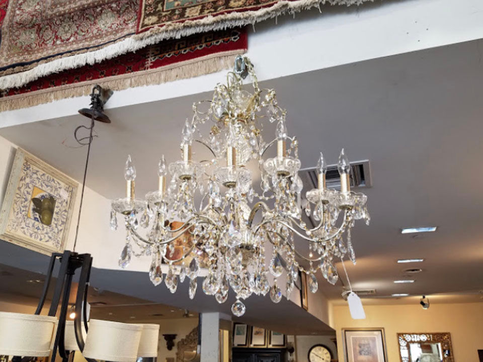 Lido Consignment Gallery, Newport Beach CA (949) 650-7793 | Showroom Finder