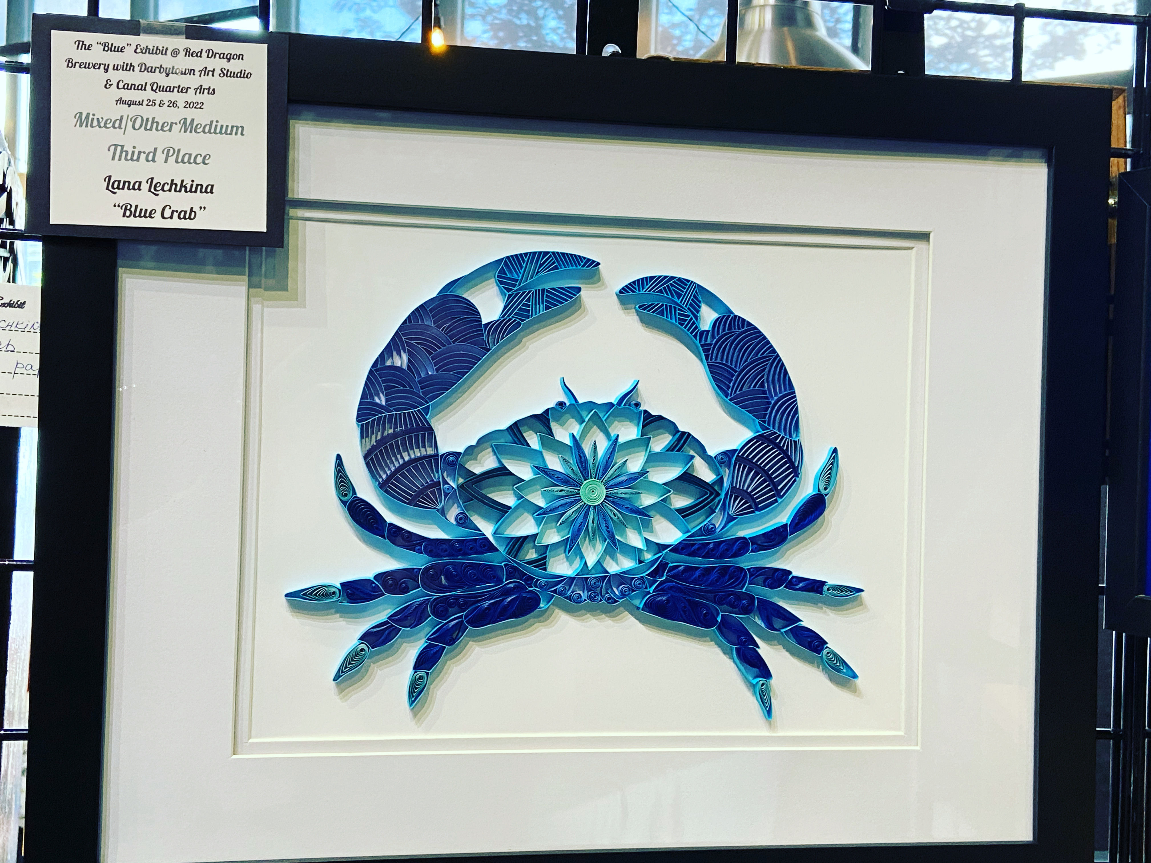 Local Artist Makes Chesapeake Blue Crabs from Paper