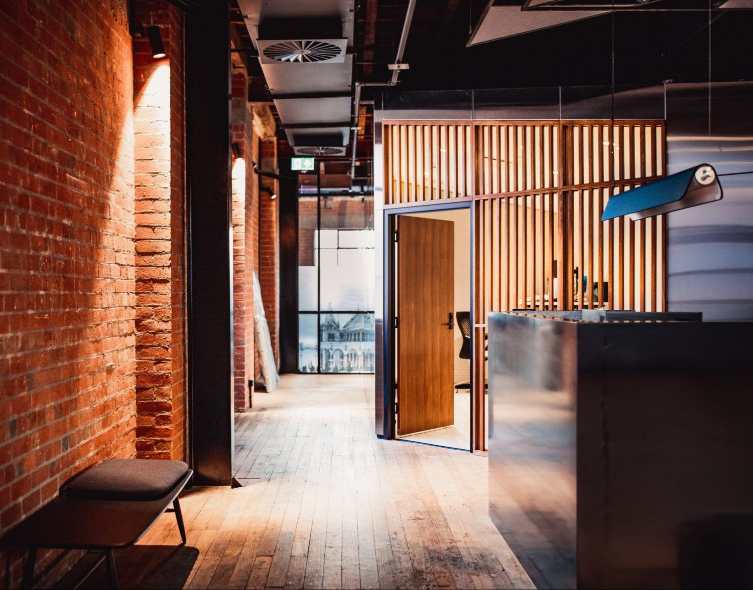 Dasch Acoustic Light | Luxxbox | Sleek, simple, stylish