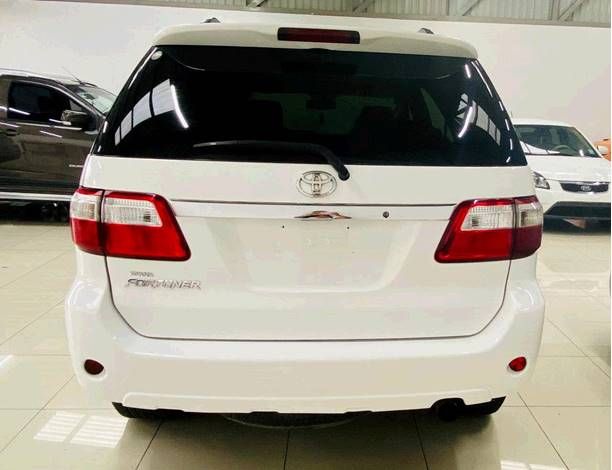 2010 Toyota Fortuner Automatic $ 29,800 USD (₡ 14,900,000) | Auto Moto ...