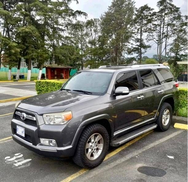 2013 Toyota 4Runner Automatic $ 44,000 USD (₡ 22,000,000) | Auto Moto ...
