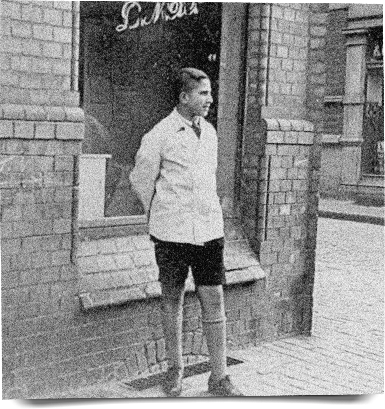 Liesel Carter - Survivor Story · Holocaust Centre North