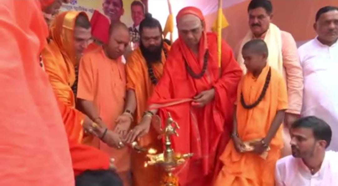 देश में हर संप्रदाय के लोगों को सुरक्षा और सम्मान मिल रहा : योगी ...