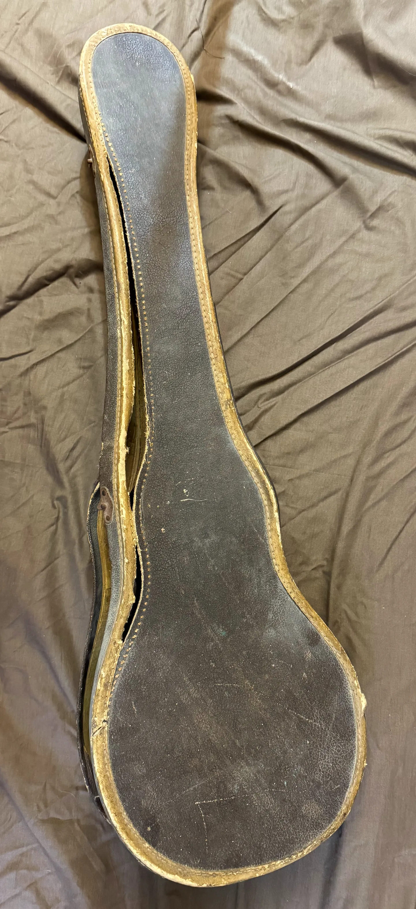 StringTree | 1930s Kay Lap Steel | @eddietuleja