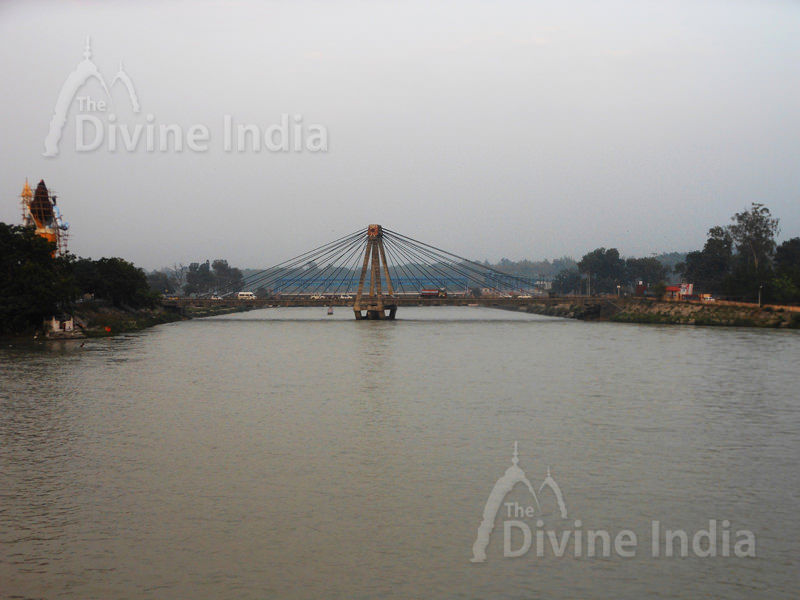 Haridwar : Haridwar Bridge - The Divine India