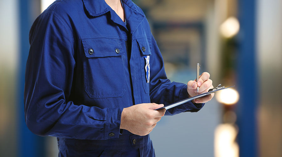 What Factors to Consider before Introducing an Employee Uniform | TechLoot