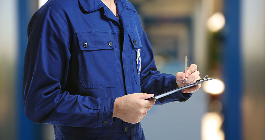 What Factors to Consider before Introducing an Employee Uniform | TechLoot