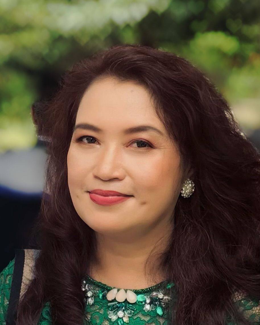 Astuti Kusumo - profile & content on The Artling