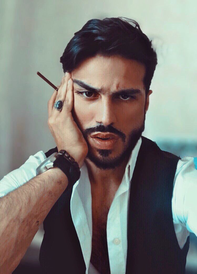 Memento mori by Grigor Boyakhchyan 2023: Painting | The Artling