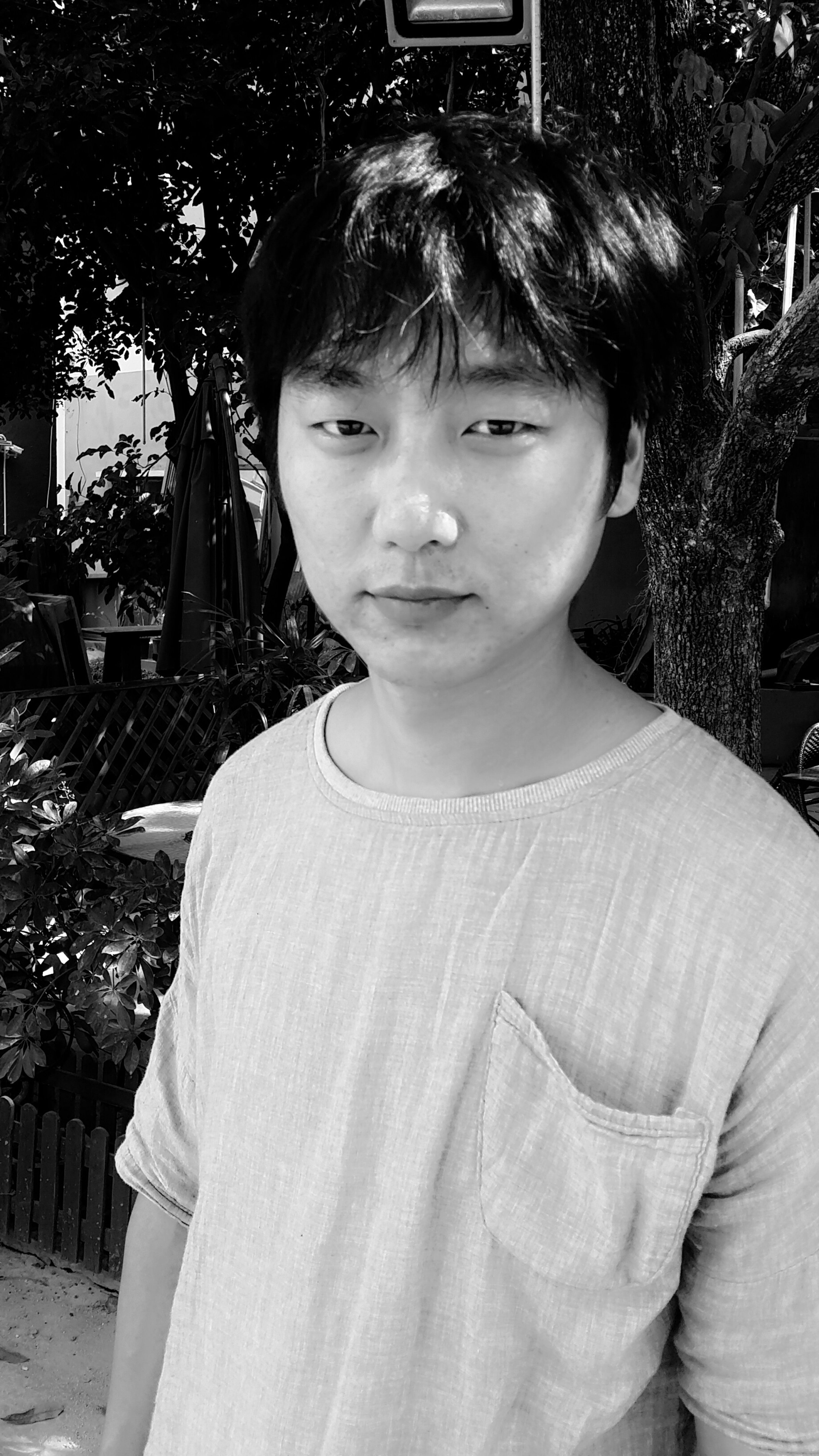 Liu Chao - profile & content on The Artling
